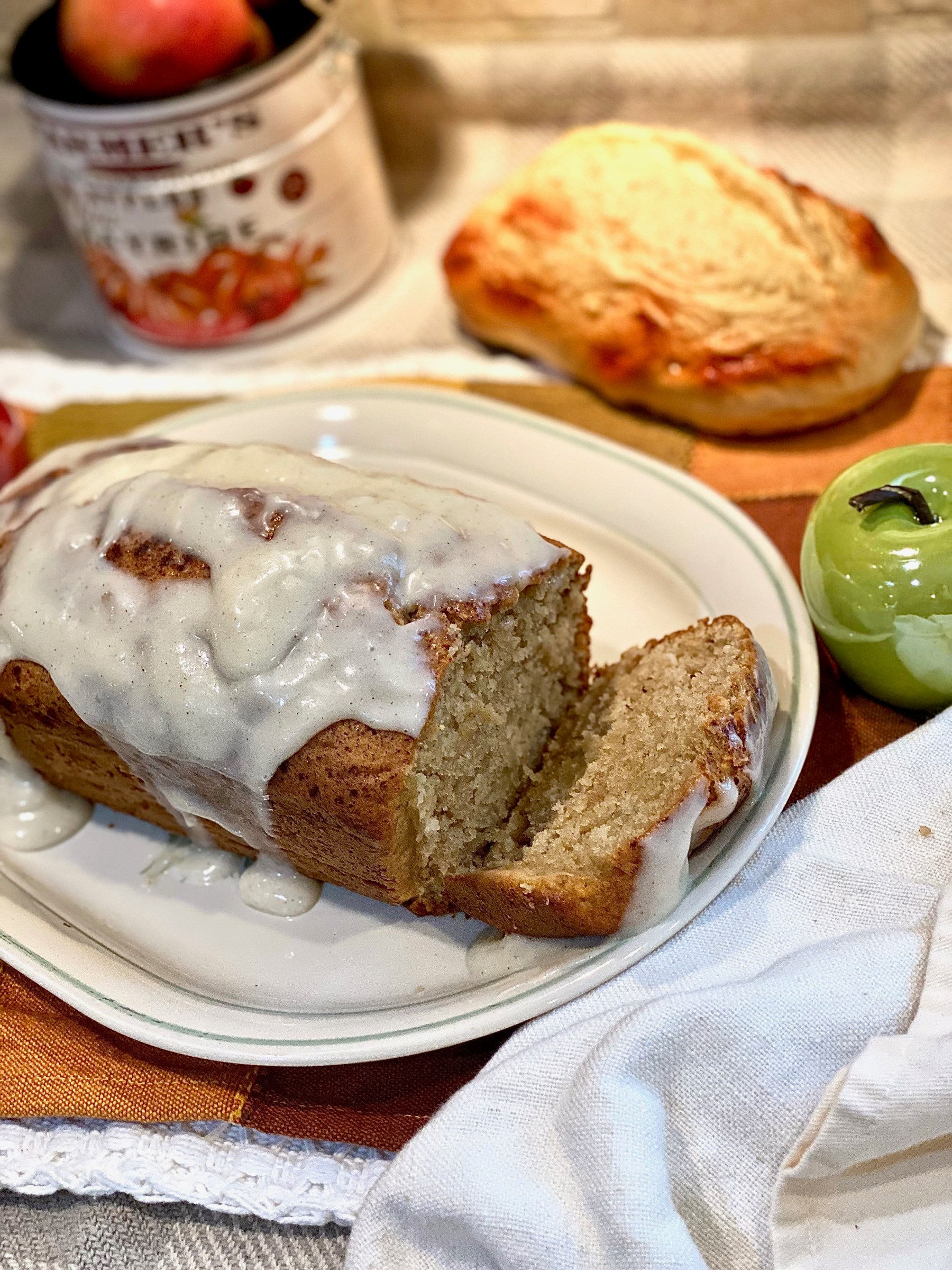 Apple Pie Bread With A Cinnamon Cream Cheese Glaze! – Deepfrieddiamonds