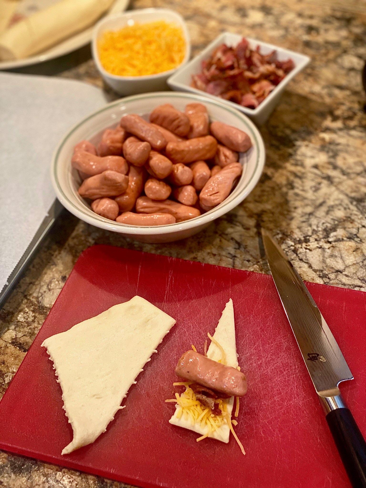 Loaded Pigs In A Blanket For Your New Years Eve Bash! – Deepfrieddiamonds