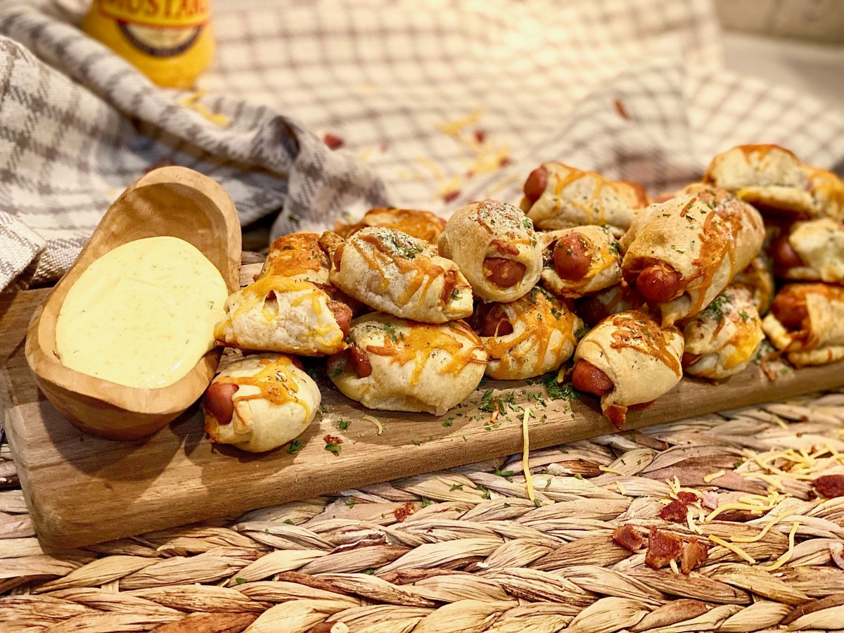 Loaded Pigs In A Blanket For Your New Years Eve Bash! – Deepfrieddiamonds