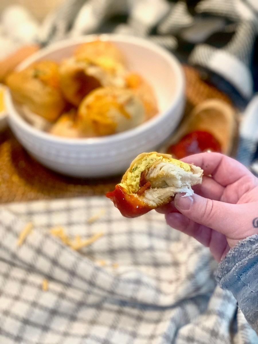 Bacon, Egg, And Cheese Biscuit Bombs! – Deepfrieddiamonds
