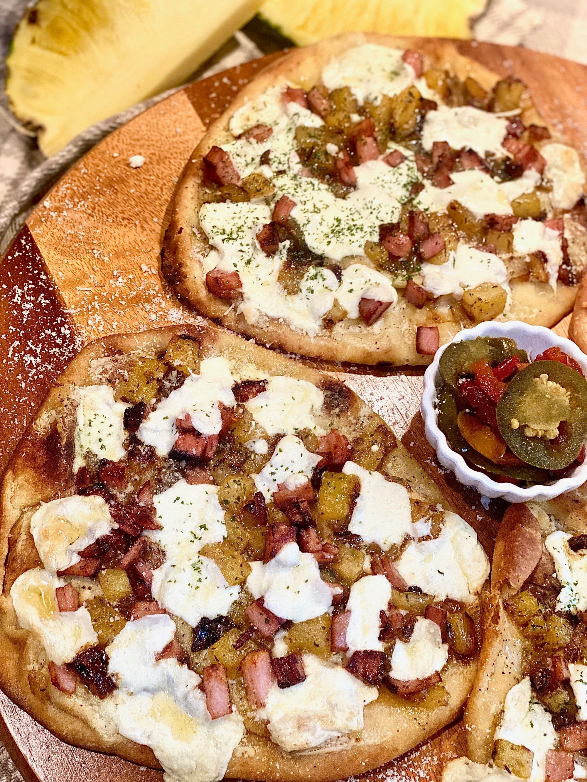 Caramelized Pineapple & Canadian Bacon Flatbreads With Creamy ...
