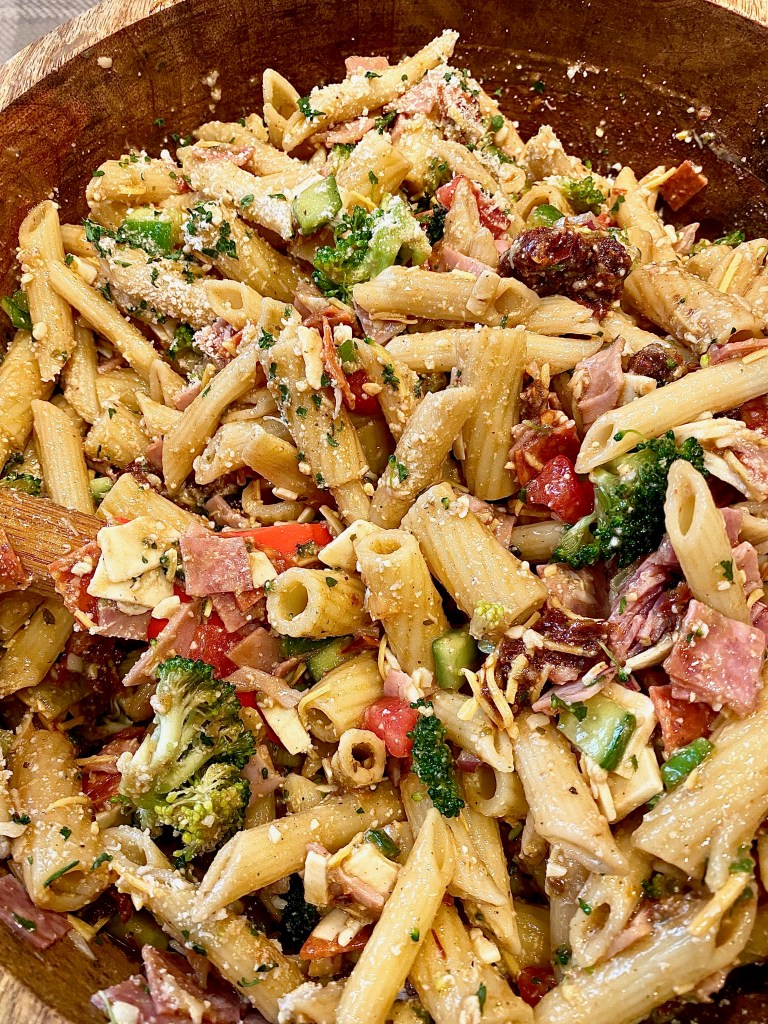 Clean Out Your Fridge Pasta Salad! – Deepfrieddiamonds